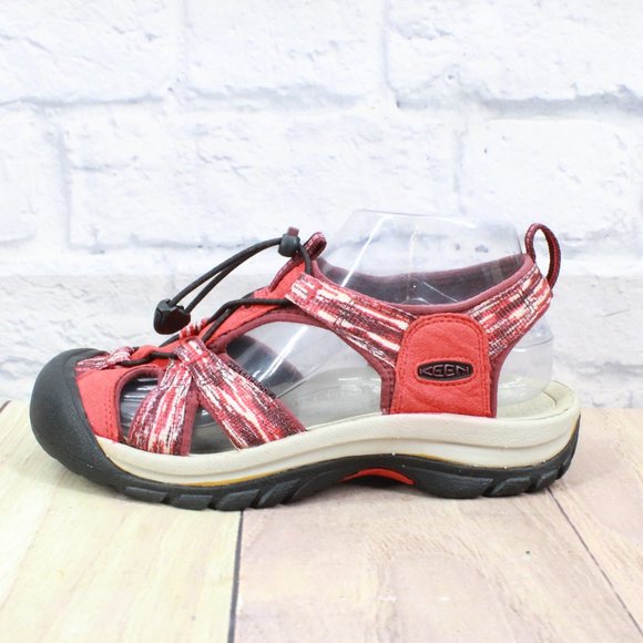 Keen | Shoes | Keen Red Nylon Closed Toe Anatomic Footbed Wp Hiking ...